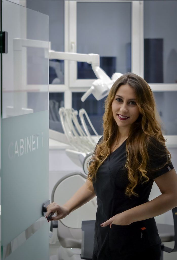 Dr. Andreea Pop – ArtStomatologica